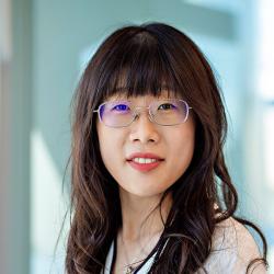 Yi Han : Isenberg School of Management : UMass Amherst