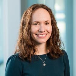 Laura Smith : Isenberg School of Management : UMass Amherst